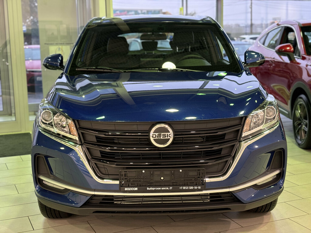 Otomobil satış galerileri Форсаж, Dongfeng, Saint‑Petersburg, foto