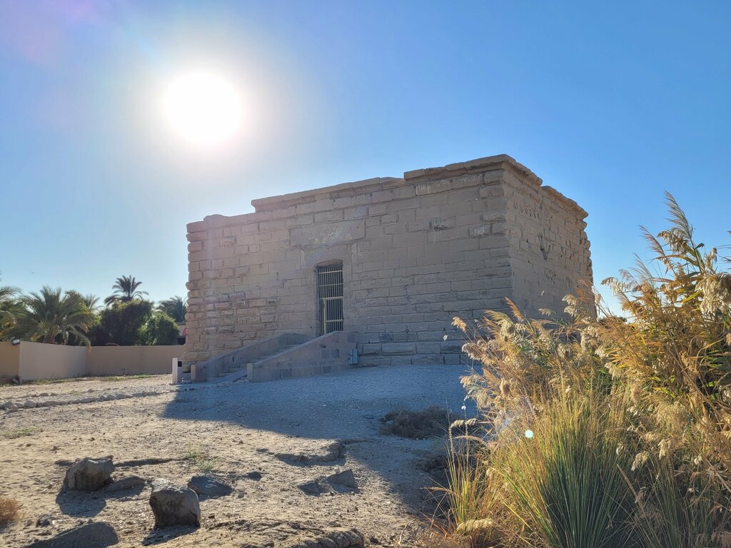 Arkeolojik sit alanı Dair El Shelwit Temple, , foto
