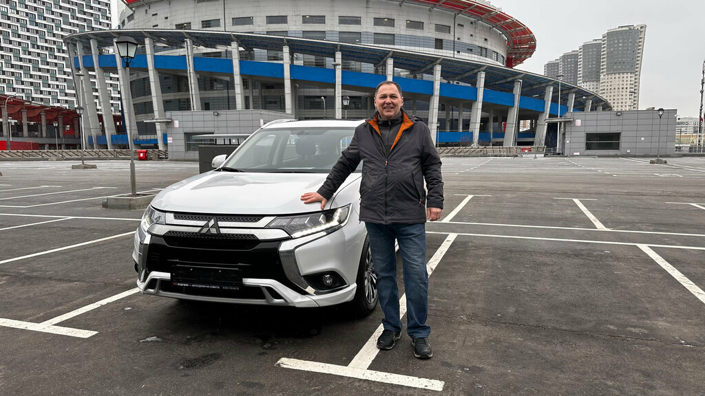 Otomobil satış galerileri X10. Market, Moskova, foto