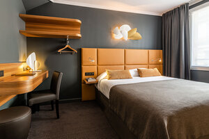 Hotel Residence Europe & SPA (Boulevard du Général Leclerc No:52, Clichy), otel