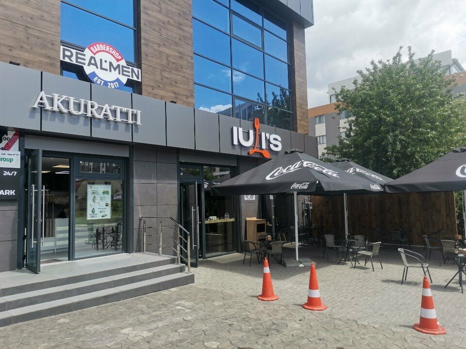 Kuru temizlemeciler Akuratti, Kişinev, foto