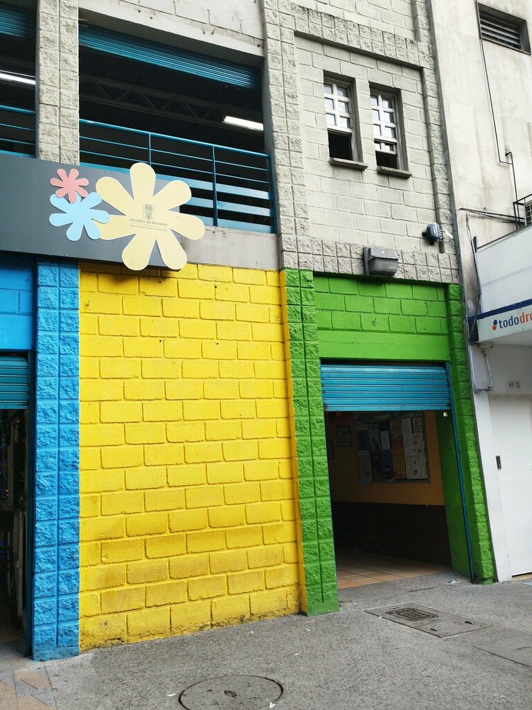 Kitap mağazaları Del Libro y la Cultura Shopping Center, Medellin, foto