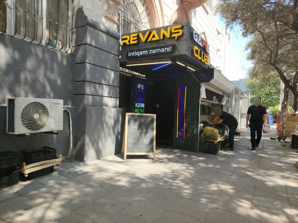 Oyun salonları Revanş, Bakü, foto