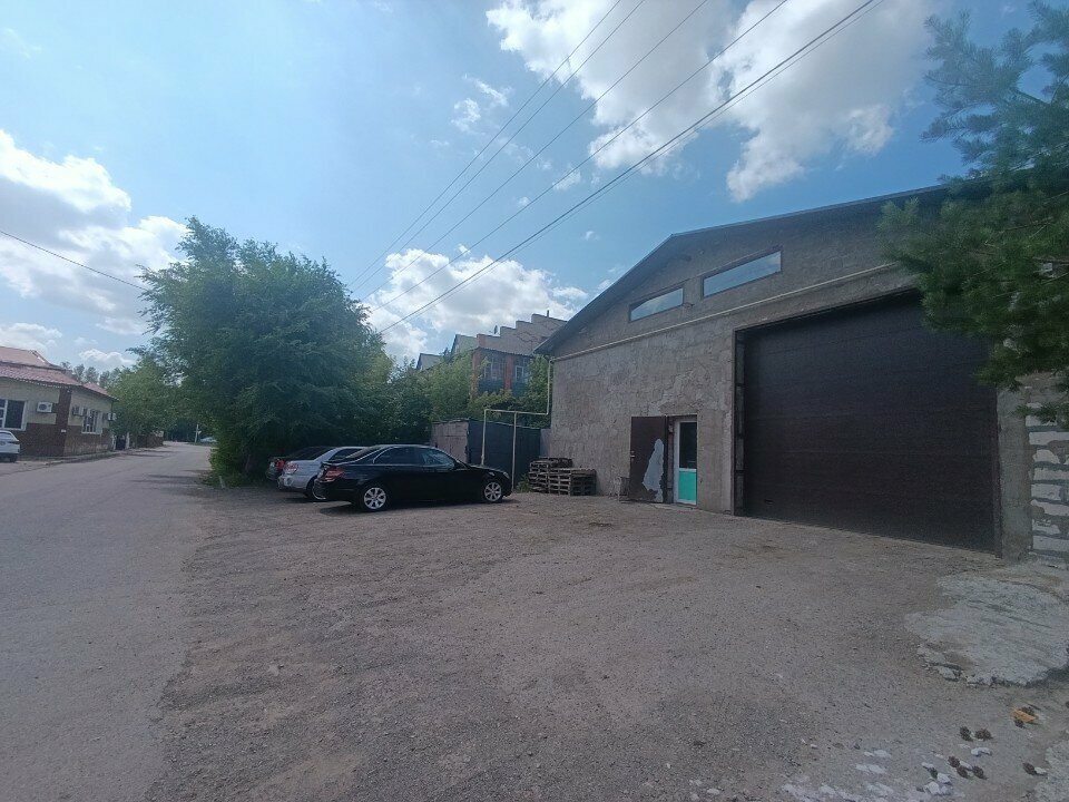 Oto kaporta At Pashka's, Astana, foto