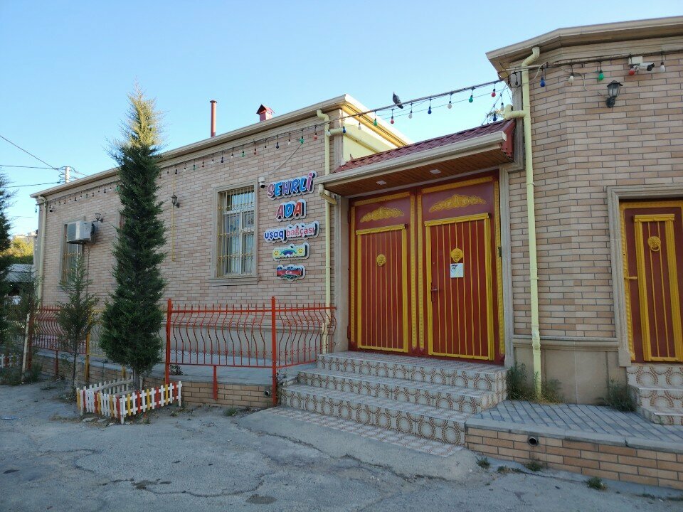 Anaokulları Sehrli ada, Bakü, foto