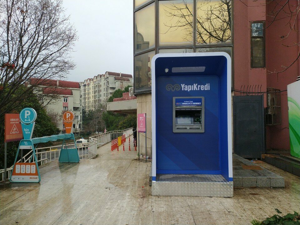 ATM'ler Yapı Kredi ATM, İstanbul, foto