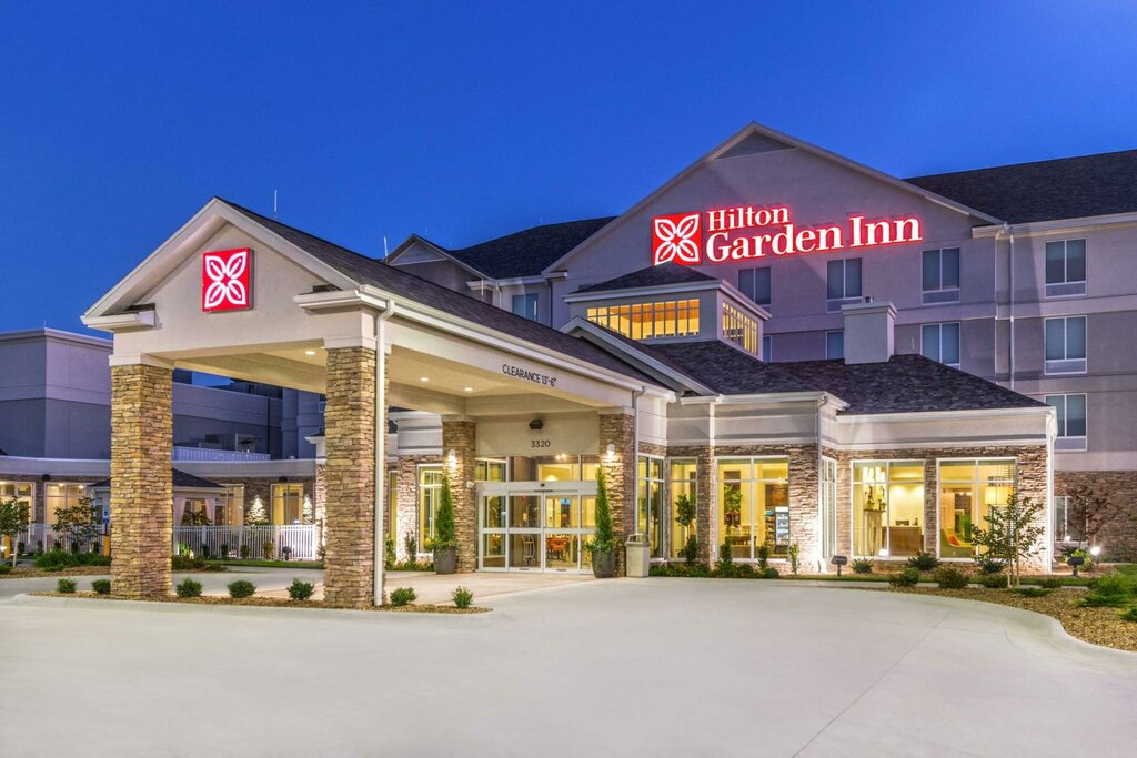 Otel Hilton Garden Inn Salina, Kansas Eyaleti, foto
