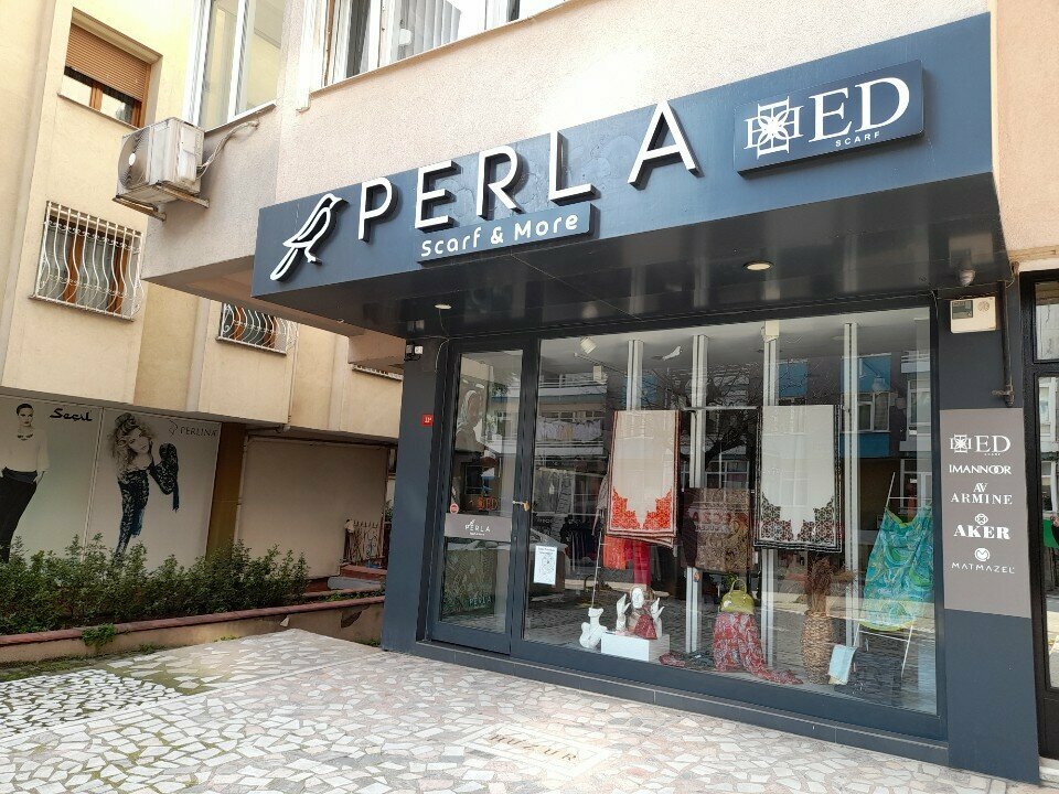 Giyim mağazası Parlak Scarf & More, İstanbul, foto