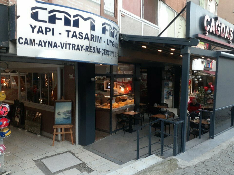 Ekmek fırını Çağdaş Börek & Pide, İstanbul, foto