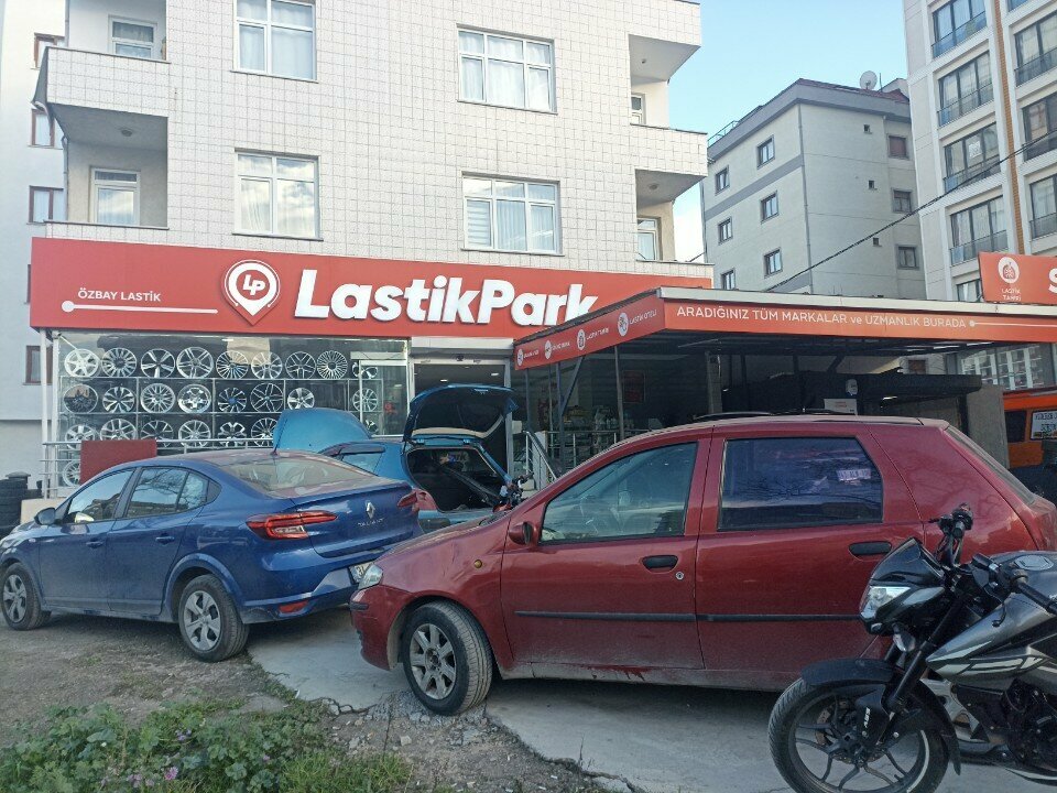 Jant ve lastikçiler LastikPark - Özbay Lastik, İstanbul, foto