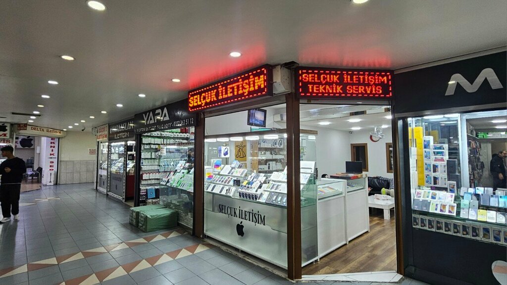 Cep telefonu ve aksesuarları satış mağazaları Selçuk İletişim, Adana, foto
