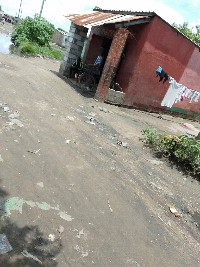 Yapı mağazası Uncle Joe Hardware, Lusaka, foto