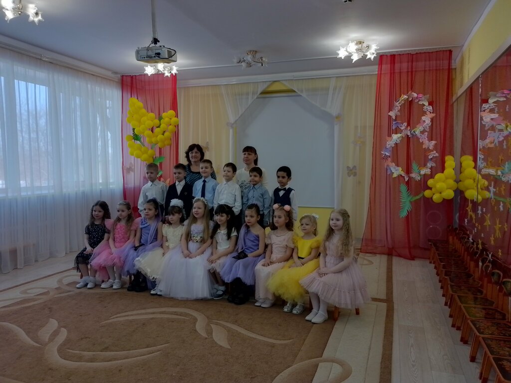 Anaokulları Detsky sad kombinirovannogo vida № 4 Kolokolchik, Mdou, Volsk, foto