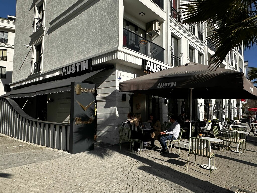 Emlak ofisi Kandemir Emlak, İstanbul, foto