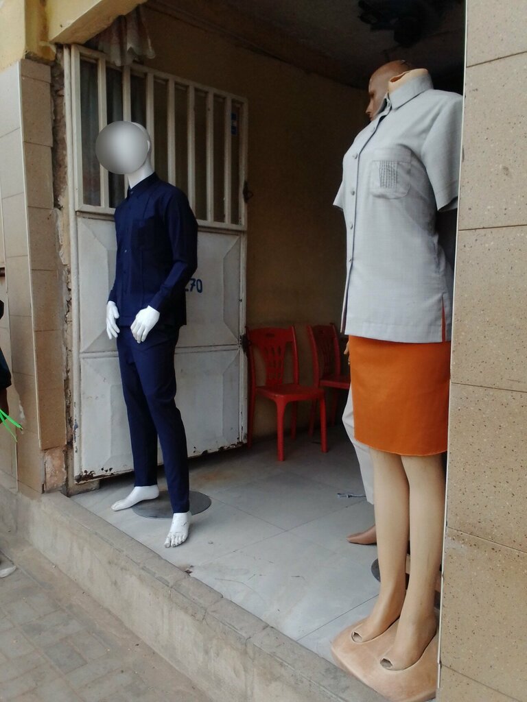 Dış giyim mağazası Boutique, Loanda, foto