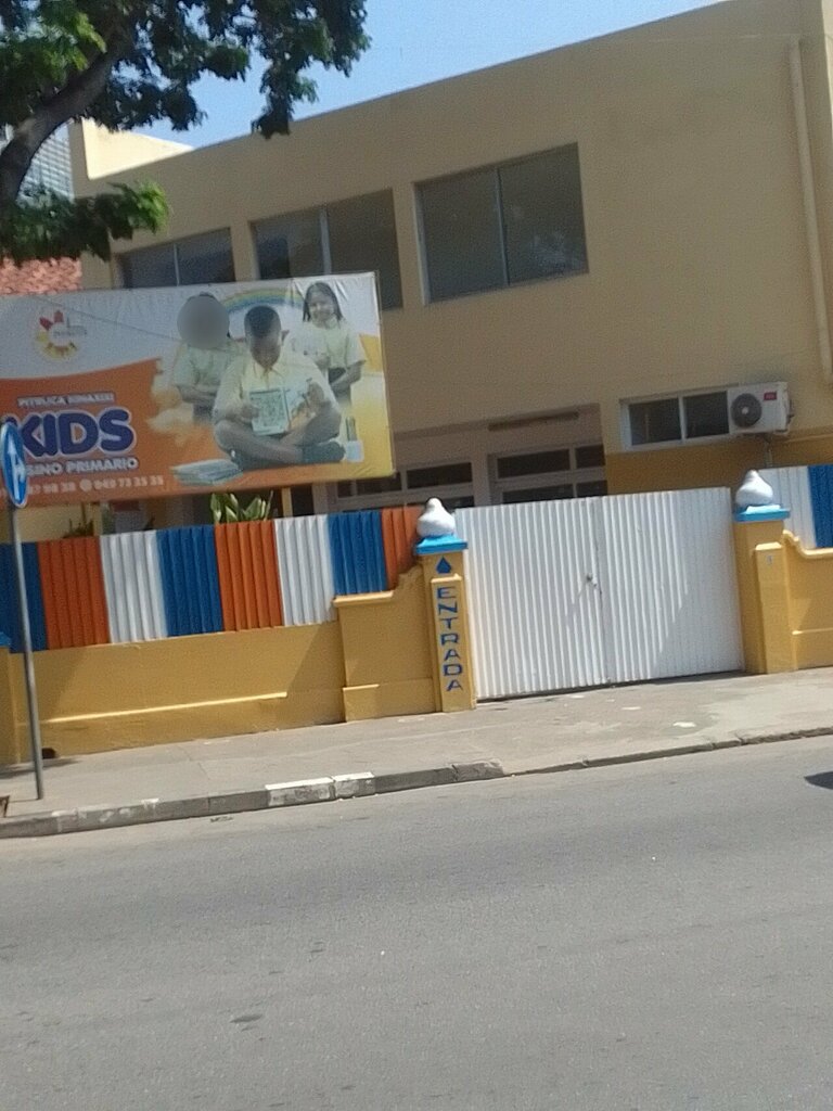 Ortaokul Kids, Loanda, foto