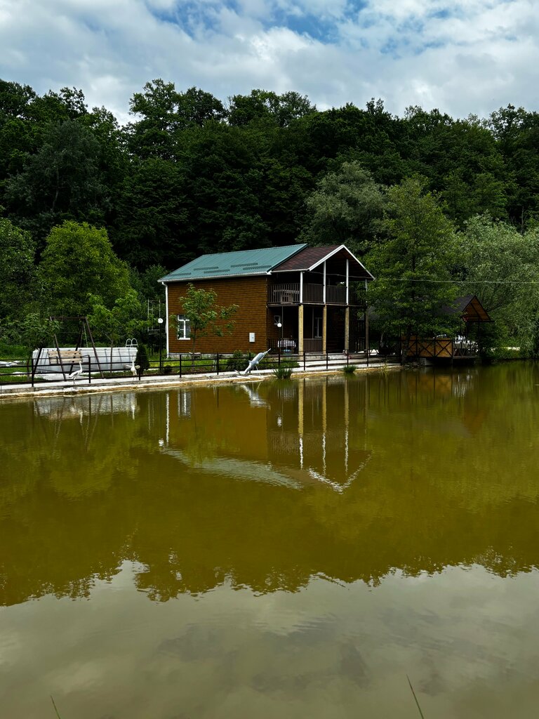 Konuk evi Dom y ozera, Adıge Cumhuriyeti, foto
