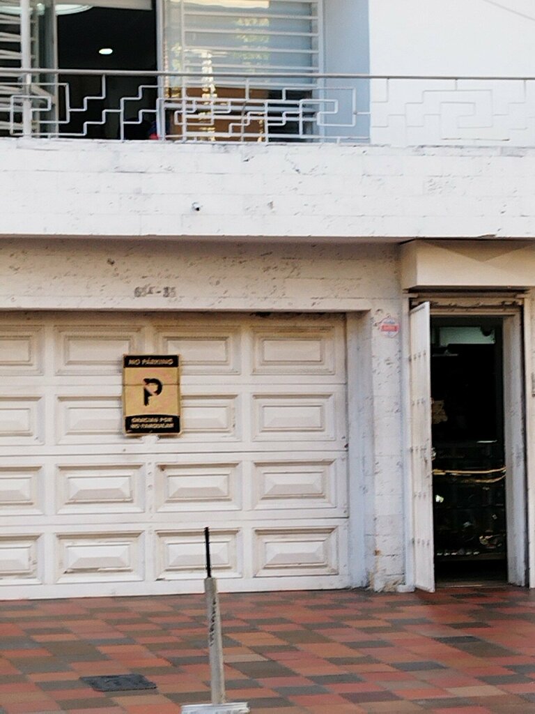 Mini-market Didacticas Electronicas, Electronicas I+d, Medellin, foto