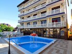 Atlas (Vinogradnaya ulitsa No:1А), otel  Anapa'dan