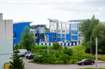 Физкультурно-оздоровительный комплекс (Komsomolskaya ulitsa No:34), çok amaçlı spor tesisleri  Pravdinsk'ten
