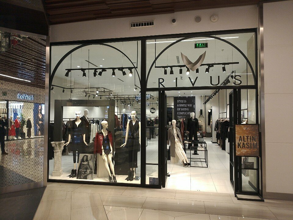 Giyim mağazası Rivus - Metropol Avm, İstanbul, foto