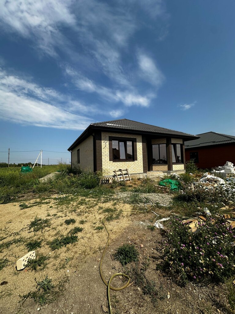 Emlak ofisi Метры, Korenovsk, foto