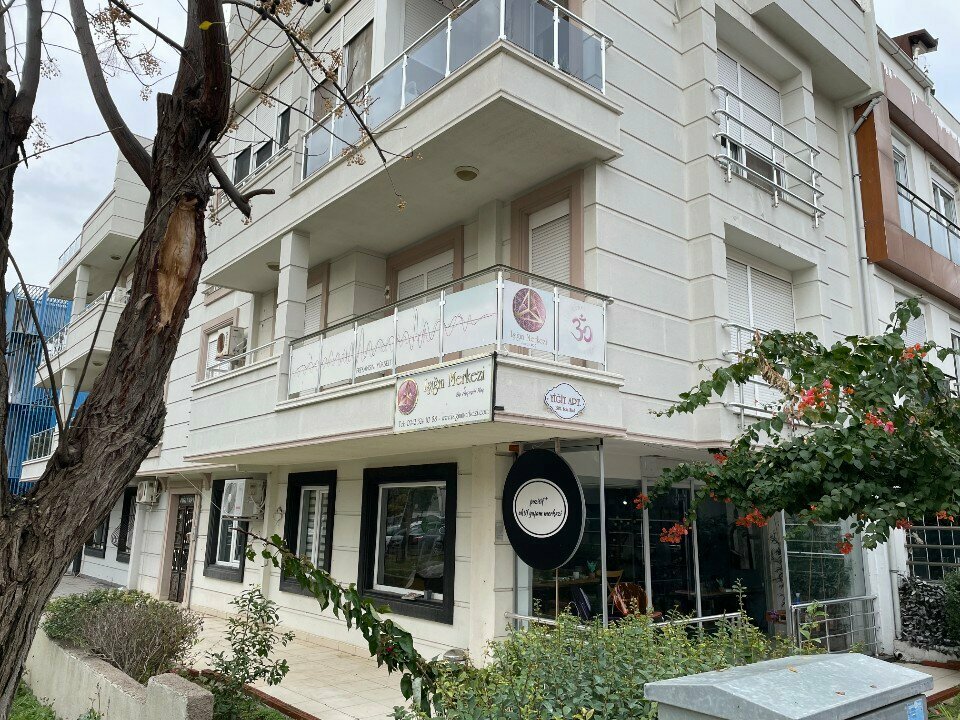 Tıp merkezleri ve klinikler Işığın Merkezi, Antalya, foto