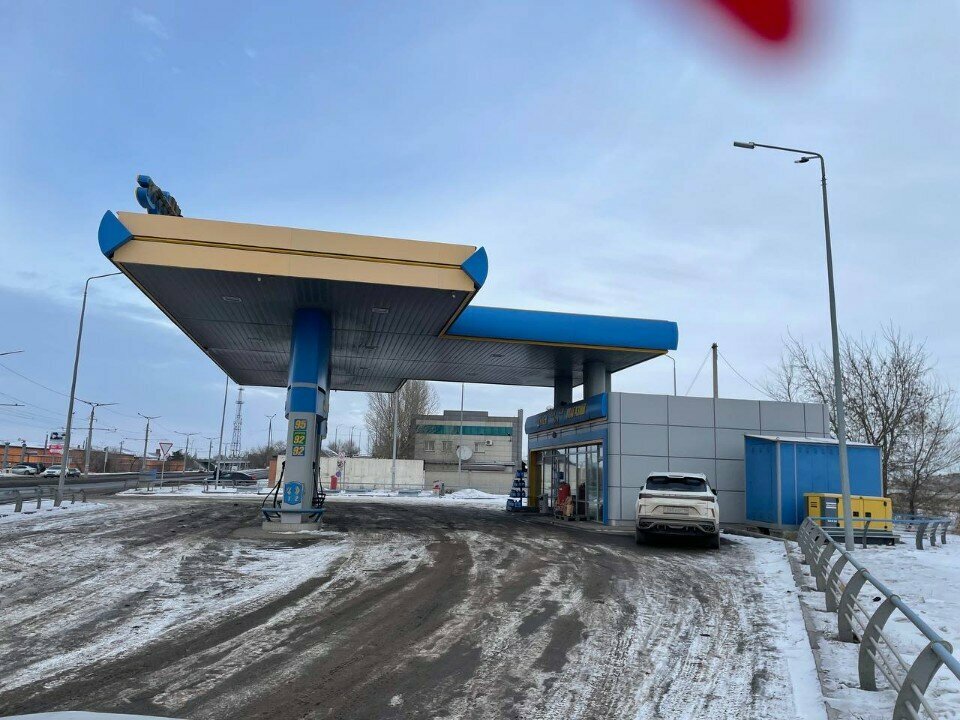 Benzin istasyonu Helios, Pavlodar, foto