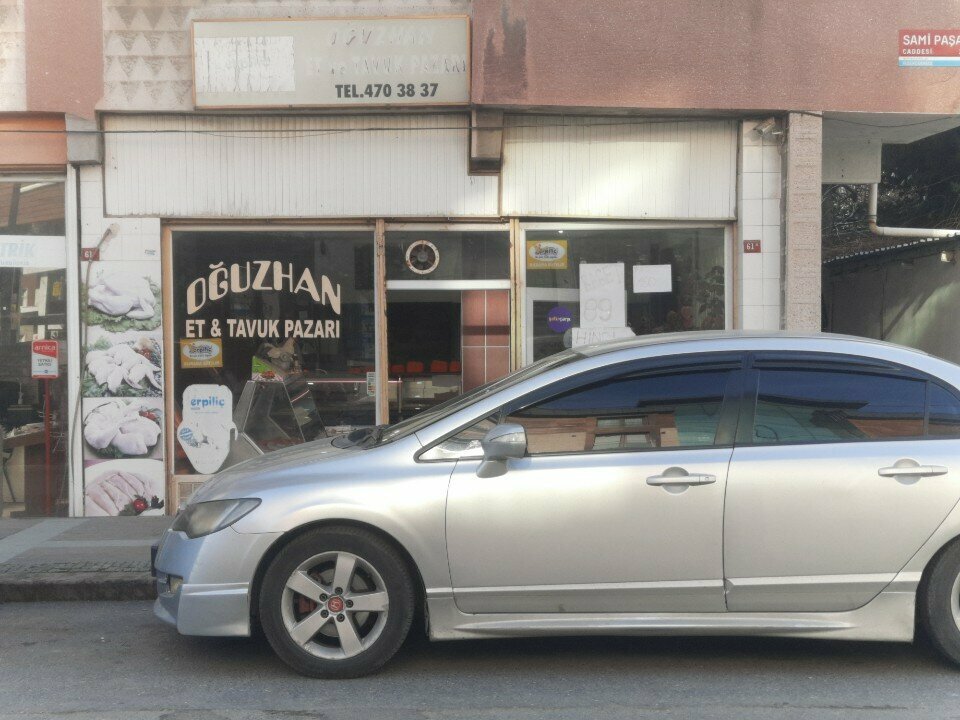 Kasap, şarküteri Oğuzhan Et Ve Tavuk Pazarı, İstanbul, foto