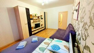 Апартаменты Белые ночи у Фрязиновского парка (Fryazinovskaya ulitsa No:27А), otel  Vologda'dan