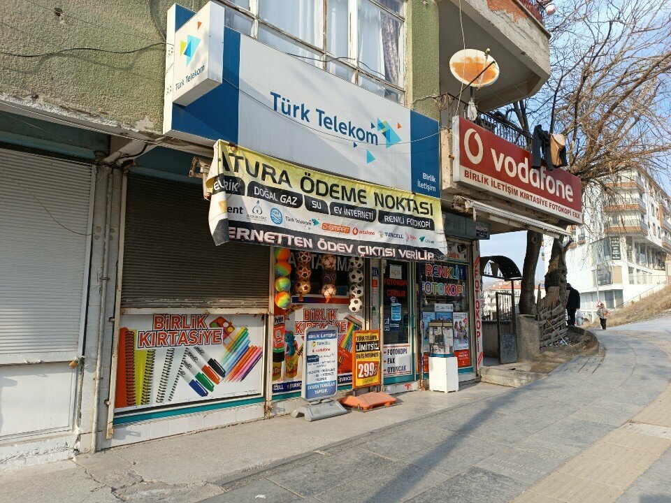 Cep telefonu ve aksesuarları satış mağazaları Birlik İletişim, Ankara, foto