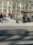 Площадь Якуба Коласа (Minsk, Niezaliezhnasci Avenue), toplu taşıma durağı  Minsk'ten