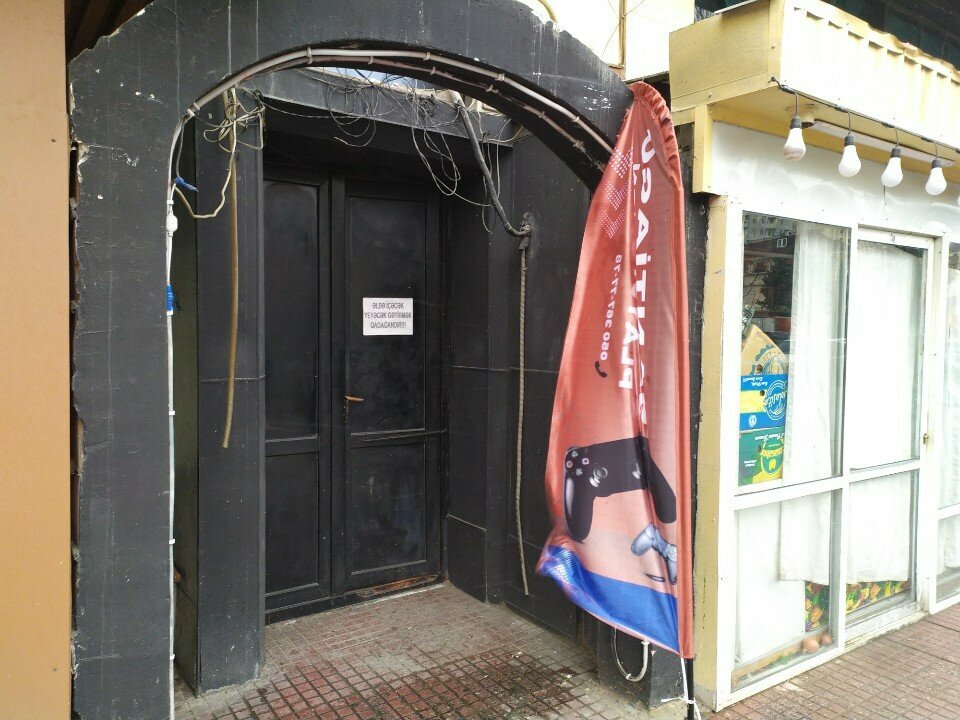 Oyun salonları Santiago PlayStation, Bakü, foto