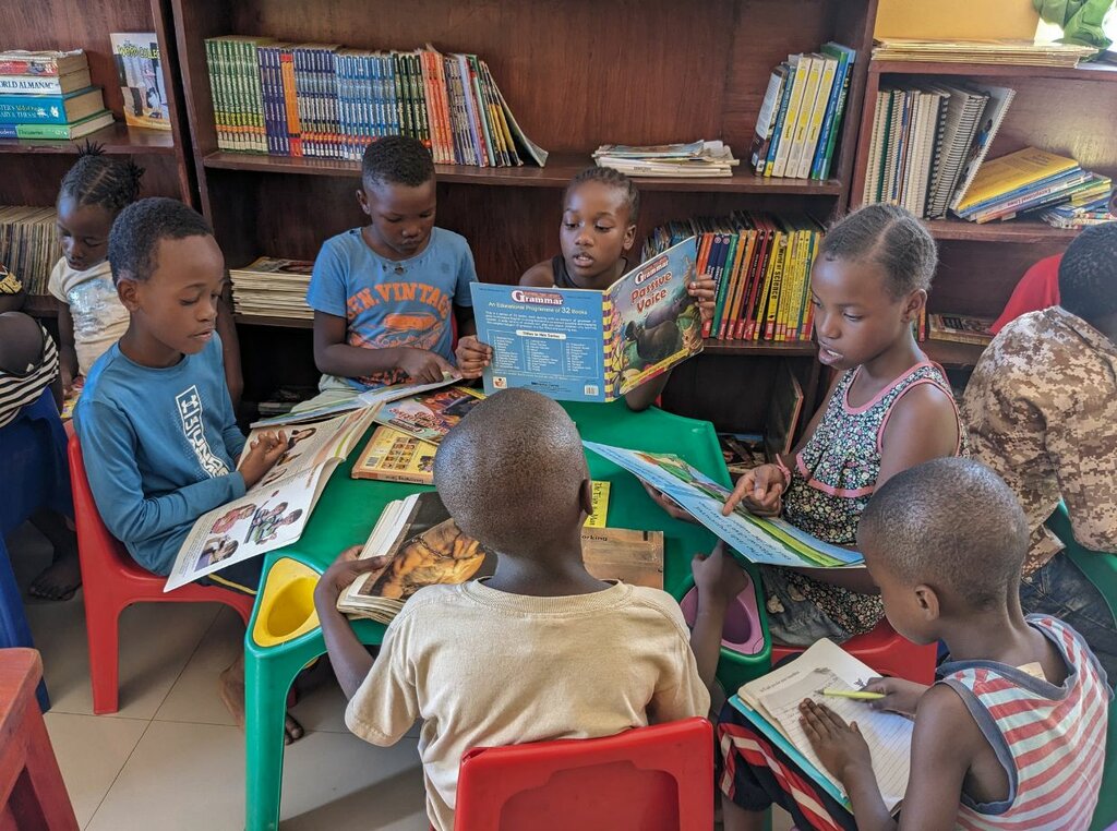 Kütüphaneler Natubelenge children's Library, Lusaka, foto