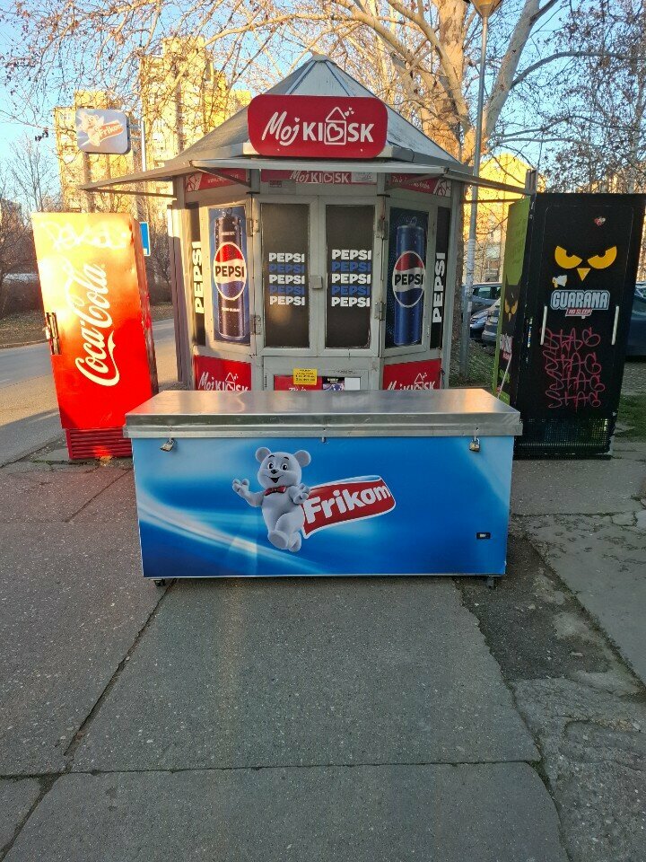 Gazete bayi Moj Kiosk, Novi Sad, foto