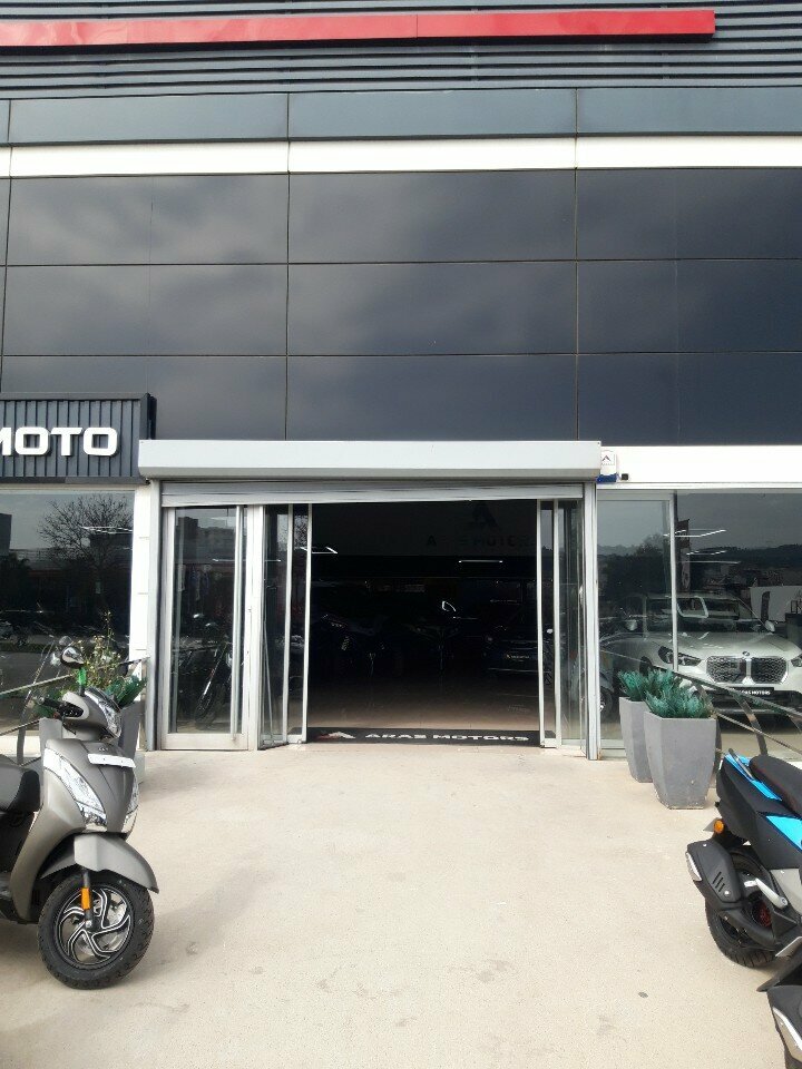 Motorların satışı Canaz Motor, İzmir, foto