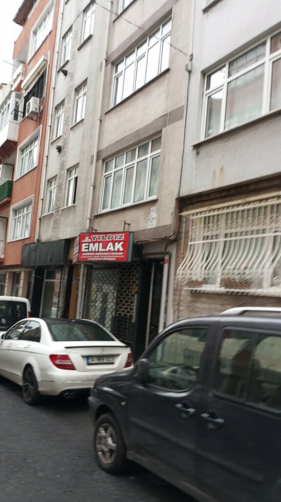 Emlak ofisi Yıldız Emlak, İstanbul, foto