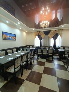 Semya (Aviatsionnaya Street No:63В, Astrakhan), kafe  Astrahan'dan