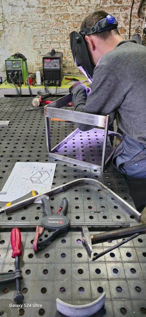 Metal ürün firmaları Polirovkaminsk.by, Minskaya oblastı, foto