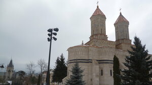 Mănăstirea Sfinții Trei Ierarhi (Iași, Iași), manastır  Jassy'den
