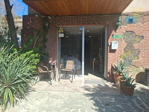 Lotus Hotel (Eristavi Konstantines Street No:16), otel  Tiflis'ten