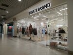 Lovely Brand (Prezidentskiy Boulevard No:20), giyim mağazası  Cheboksary'den