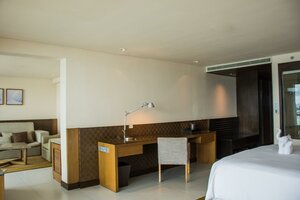 The Westin Siray Bay Resort & Spa (Mueang Phuket, Ratsada, Soi Nin Hat 1), otel