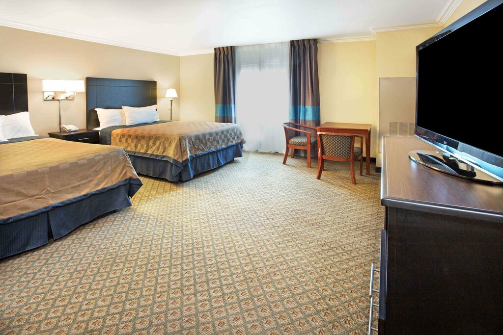 Otel Travelodge Ocean Front, Huntington Beach, foto