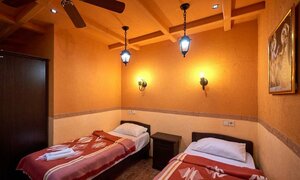 Karavan-saray Hotel Etnomir (ulitsa Mira No:7, territoriya Etno-derevnya, derevnya Petrovo), otel  Kalujskaya oblastından
