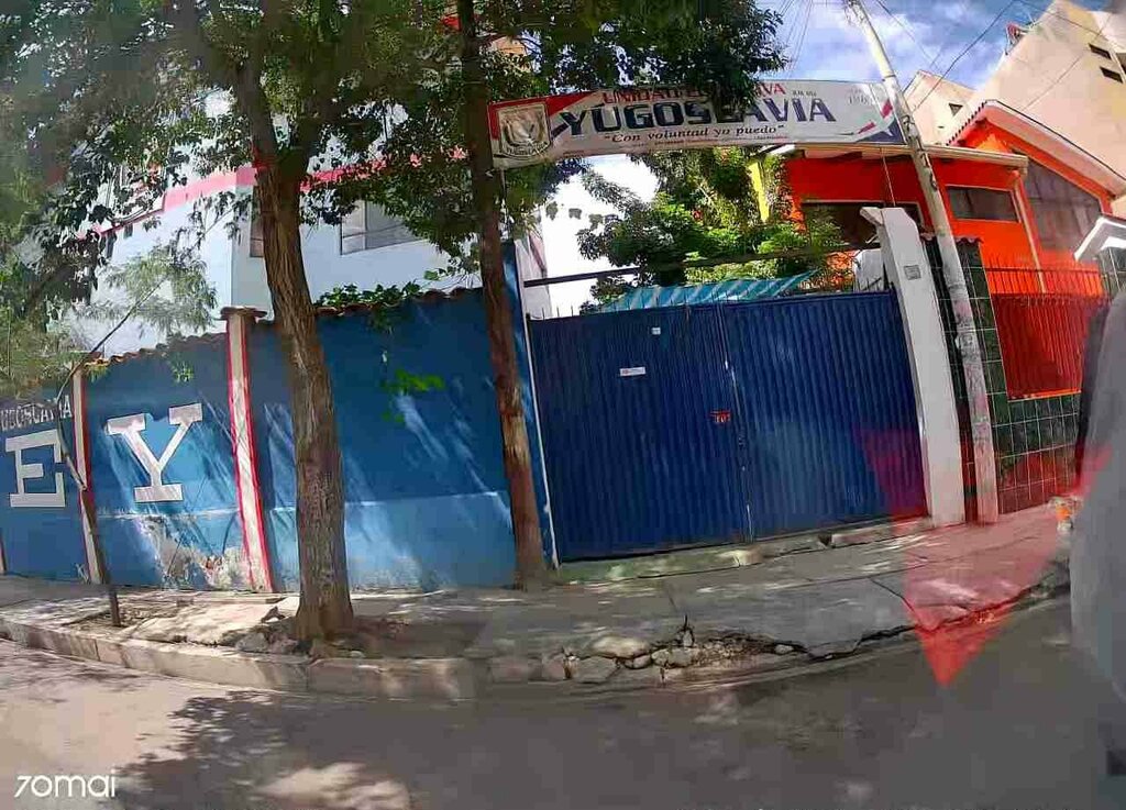 Yüksekokul U. E. Yugoslavia, Cochabamba, foto
