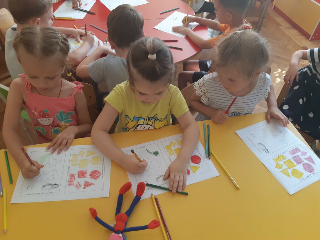 Çocuk gelişim merkezleri Лампочка знаний, Soçi, foto