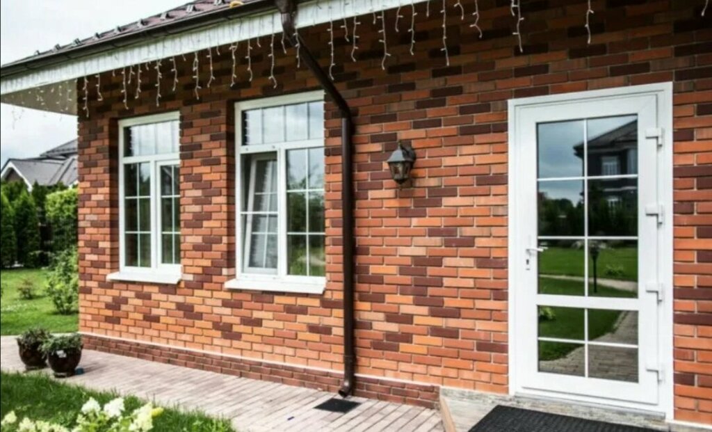 Pencere üretim, satış ve montaj firmaları Okna Kvadrium der. Yamskaya, Moskova ve Moskovskaya oblastı, foto