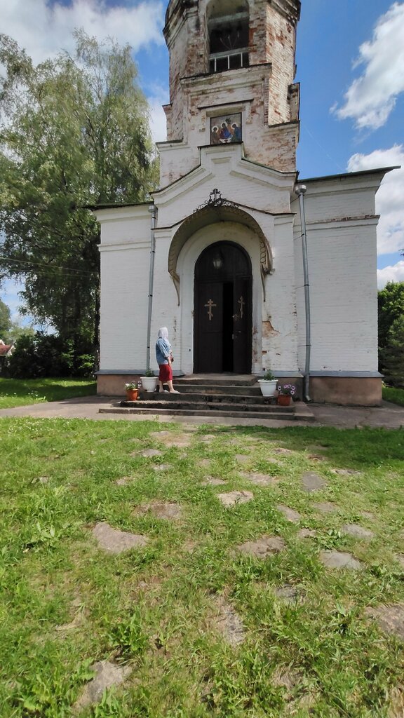 Pınar, çay Святой источник во имя святителя Николая Чудотворца, Saint‑Petersburg ve Leningradskaya oblastı, foto