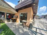 Магазин разливного пива (Estonskaya Street No:93), bira dükkanı  Soçi'den
